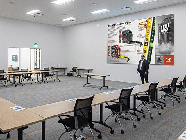 Digital Display Solutions | Avidex